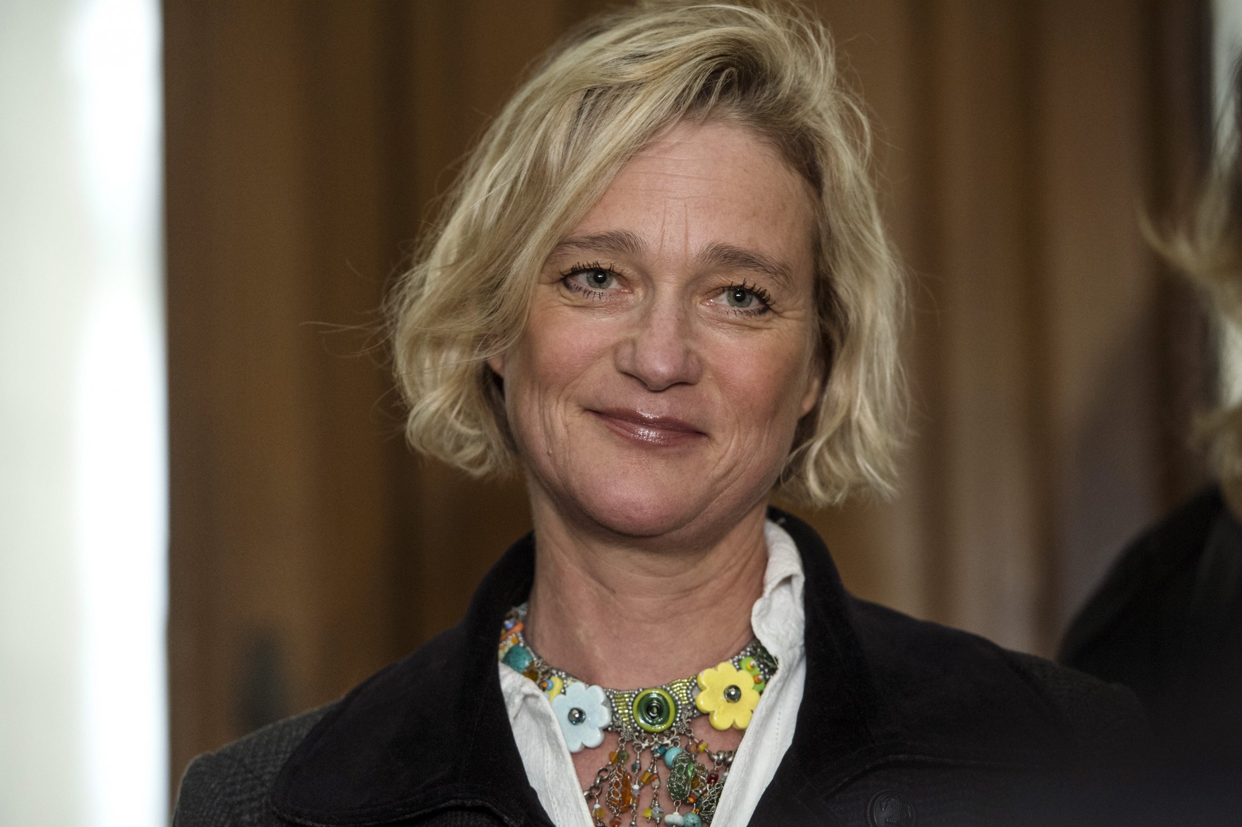 Delphine krijgt (jaren te laat) eindelijk haar babyshower | Beau Monde