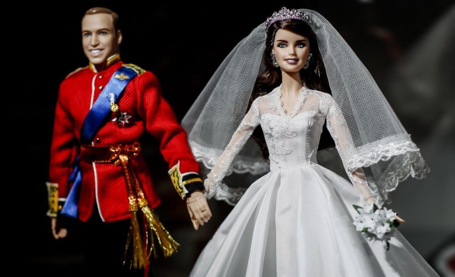 Zien: zeer goed gelukte Kate Middleton barbie | Beau Monde