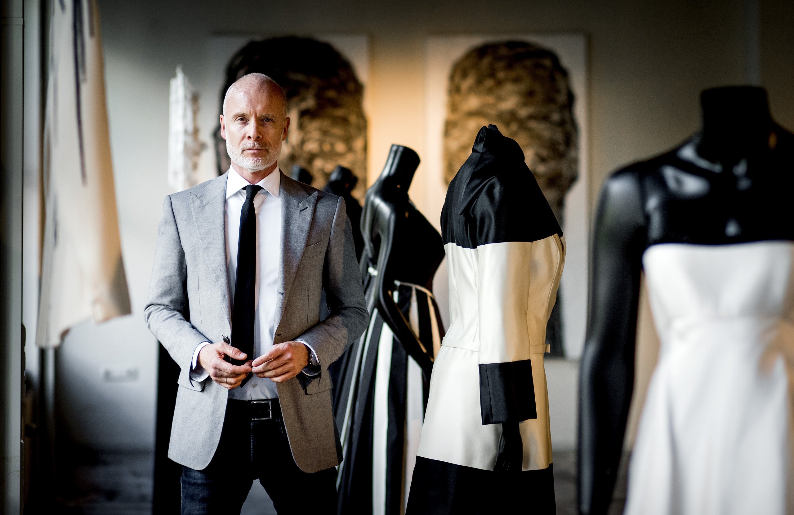 Couturier Mart Visser opent tijdelijk museum | Beau Monde