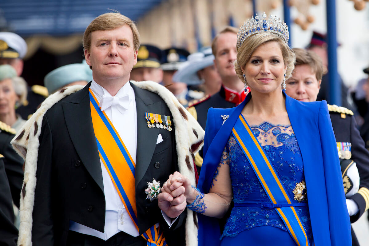 Lieve Koningsdagmomentjes tussen Willem-Alexander en zijn dochters