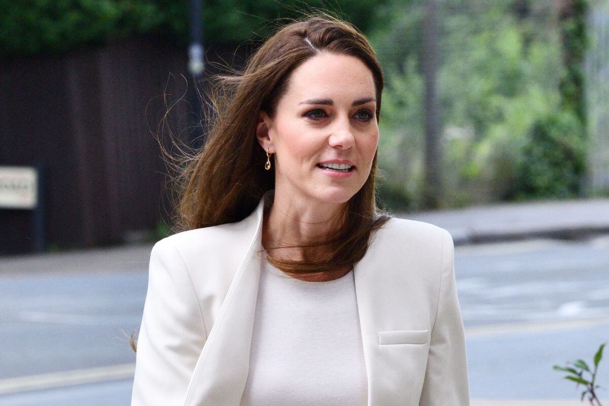 Uit met de pret, Kate is back to business!
