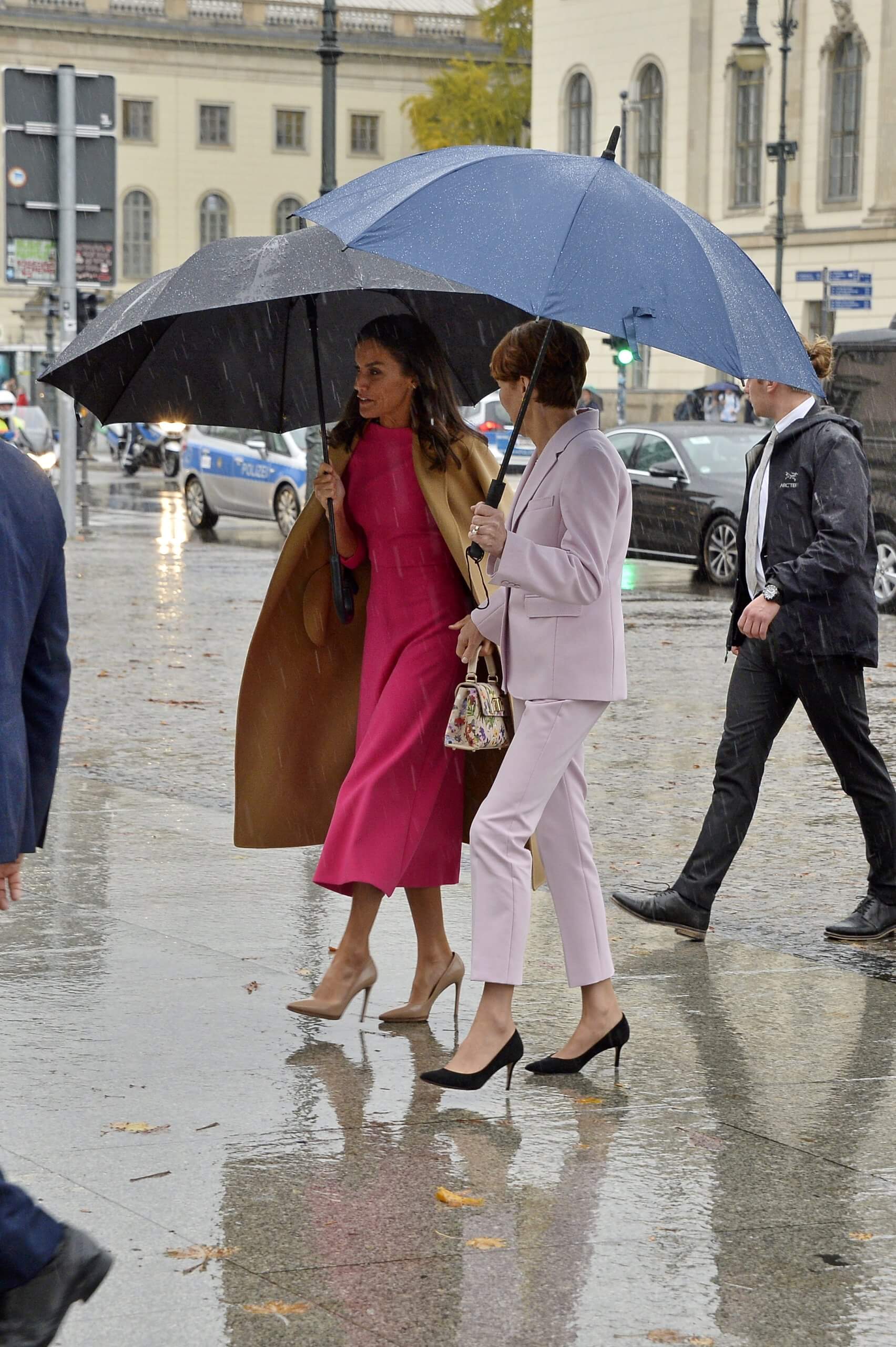 Recap: Letizia gaat voor week vol matchende outfits in Duitsland
